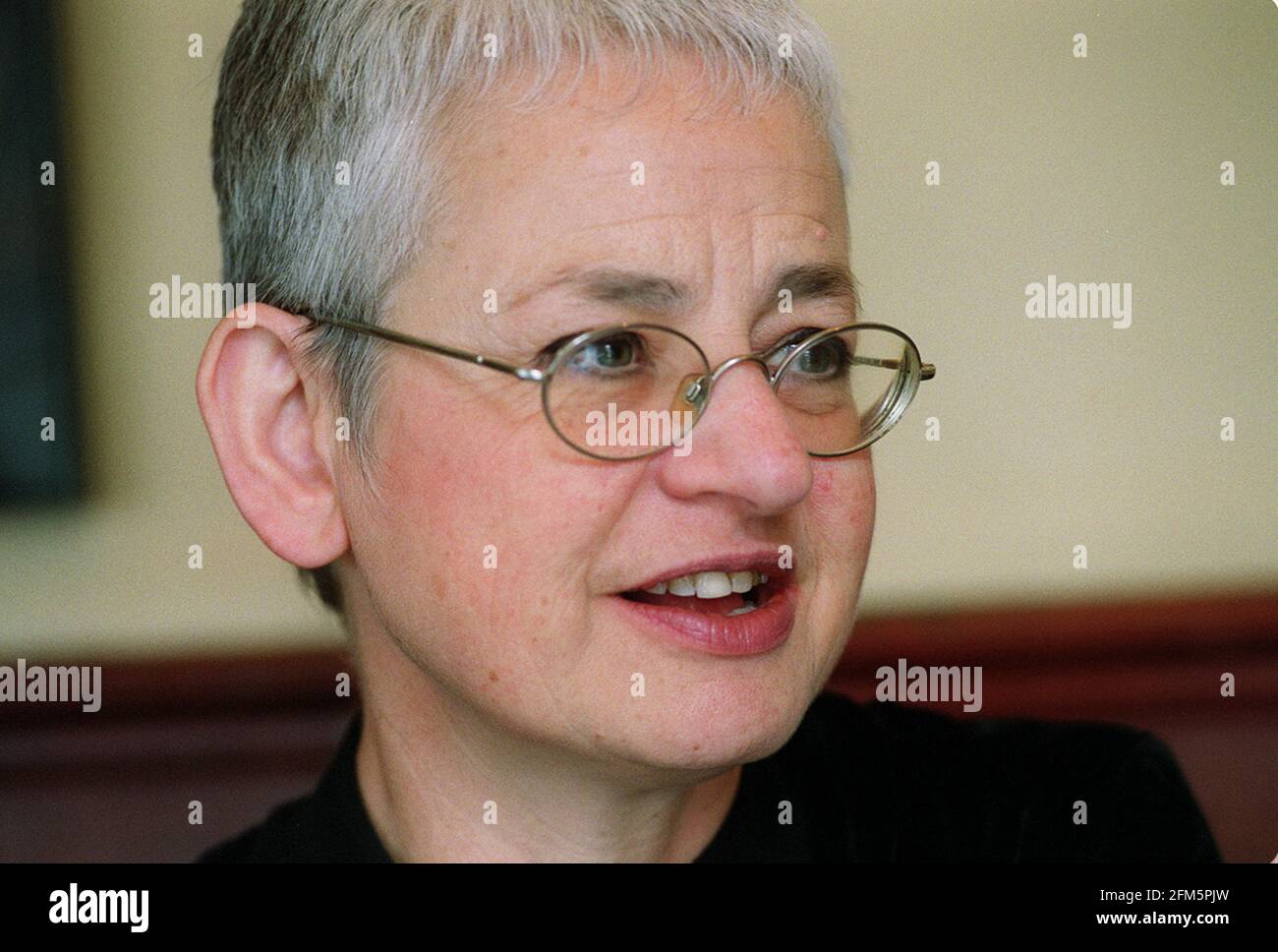Jacqueline wilson hi-res stock photography and images - Alamy