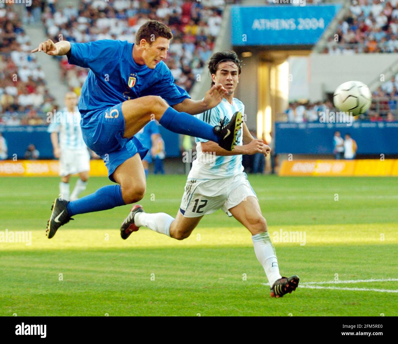 OLYMPIC GAMES IN ATHENS 2004. 24/8/2004 FOOTBALL ARG V ITALY DANIELE ...