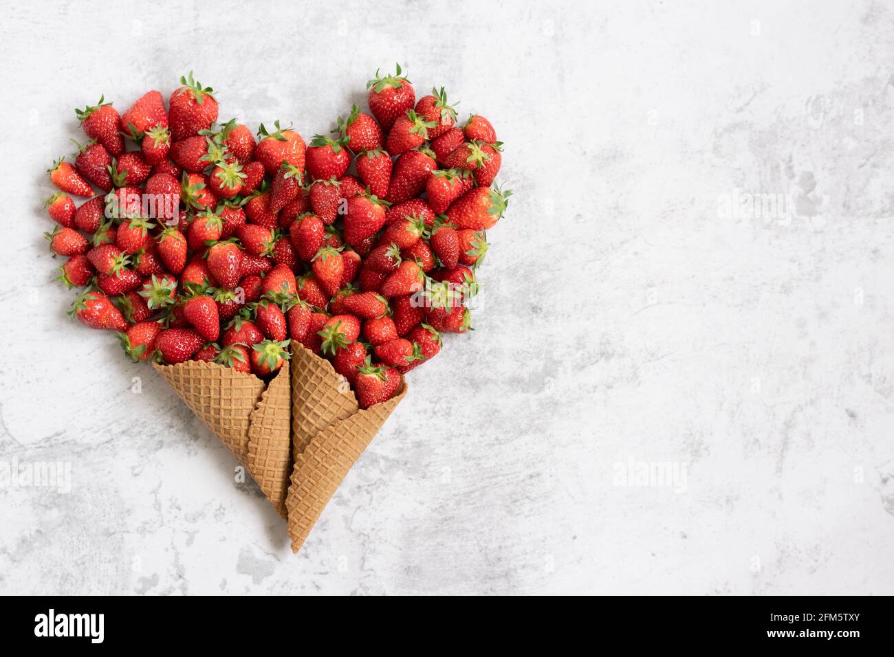 Cone shaped fruit hi-res stock photography and images - Alamy