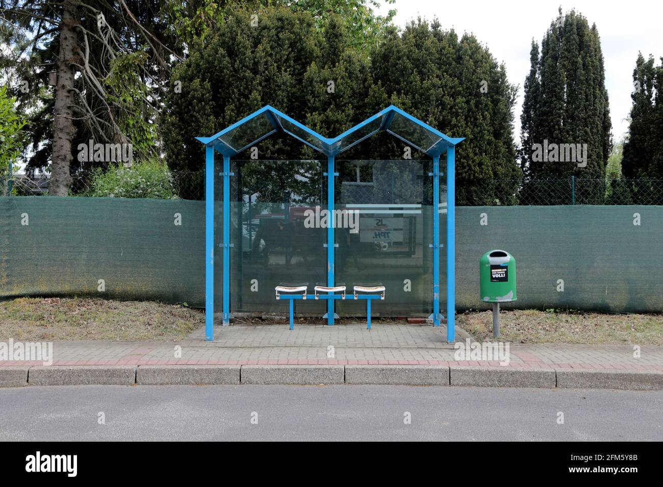 Busstop germany hi-res stock photography and images - Alamy