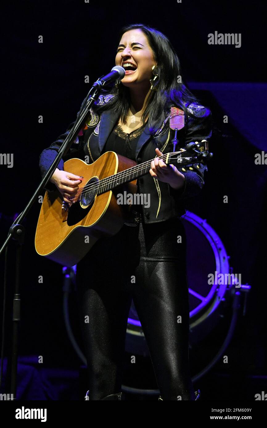 Hollywood - FL - 20200306 - Candi Carpenter performs at the Hard Rock ...
