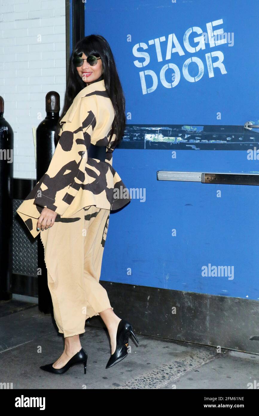 New York - NY - 20200310 Jameela Jamil at Good Morning America to talk ...
