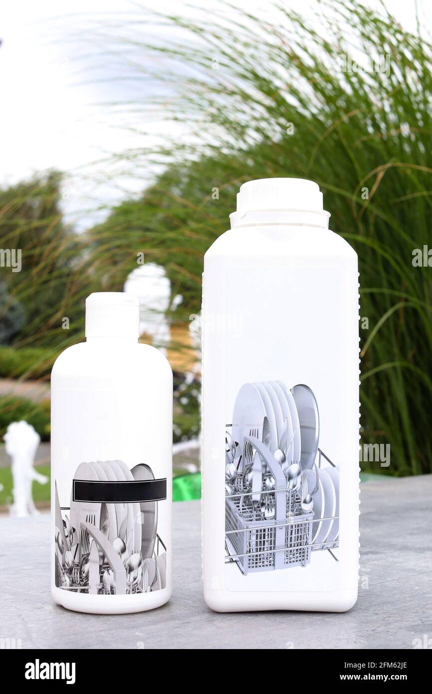 Plastic Bleach Bottles High Resolution Stock Photography and Images - Alamy