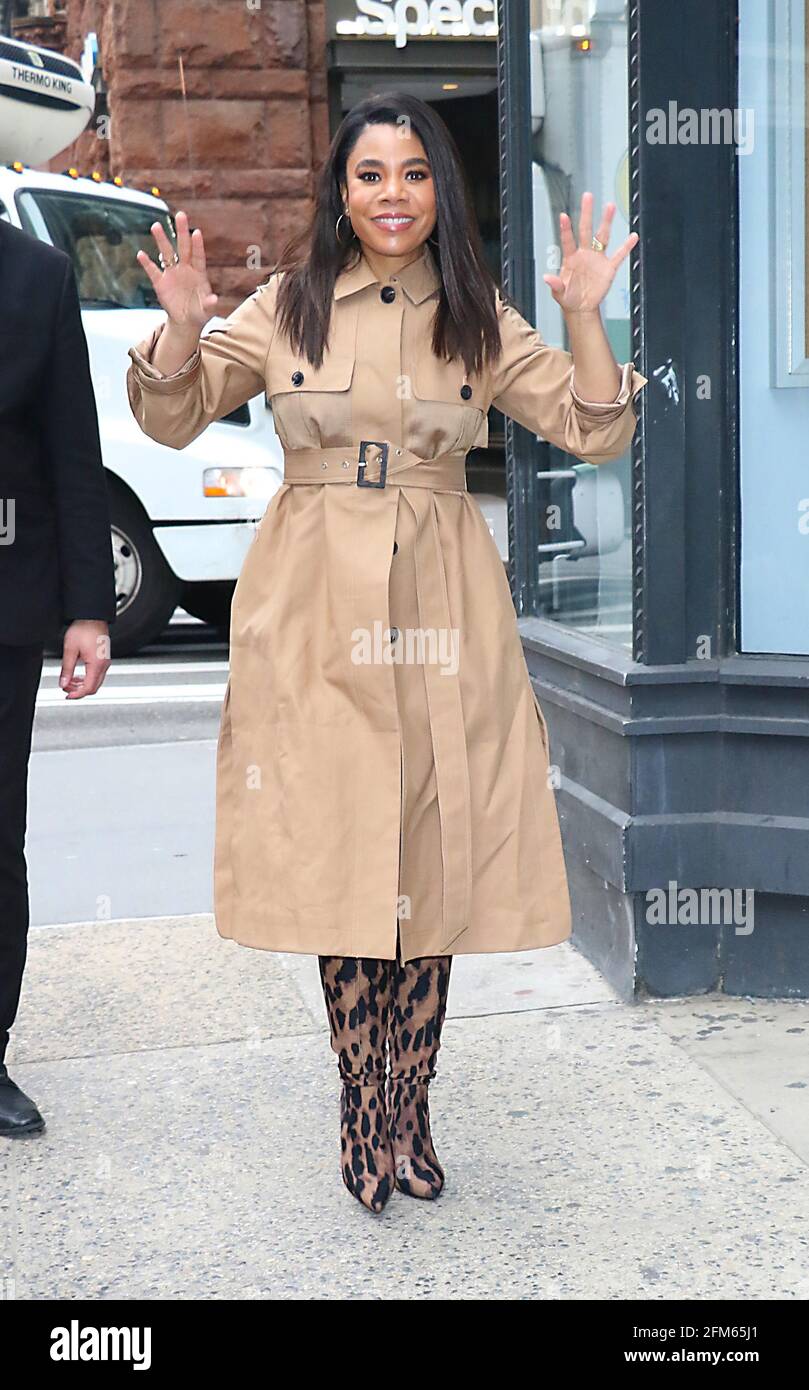 New York - NY - 20200312- Regina Hall Looking Chic at Build Series ...