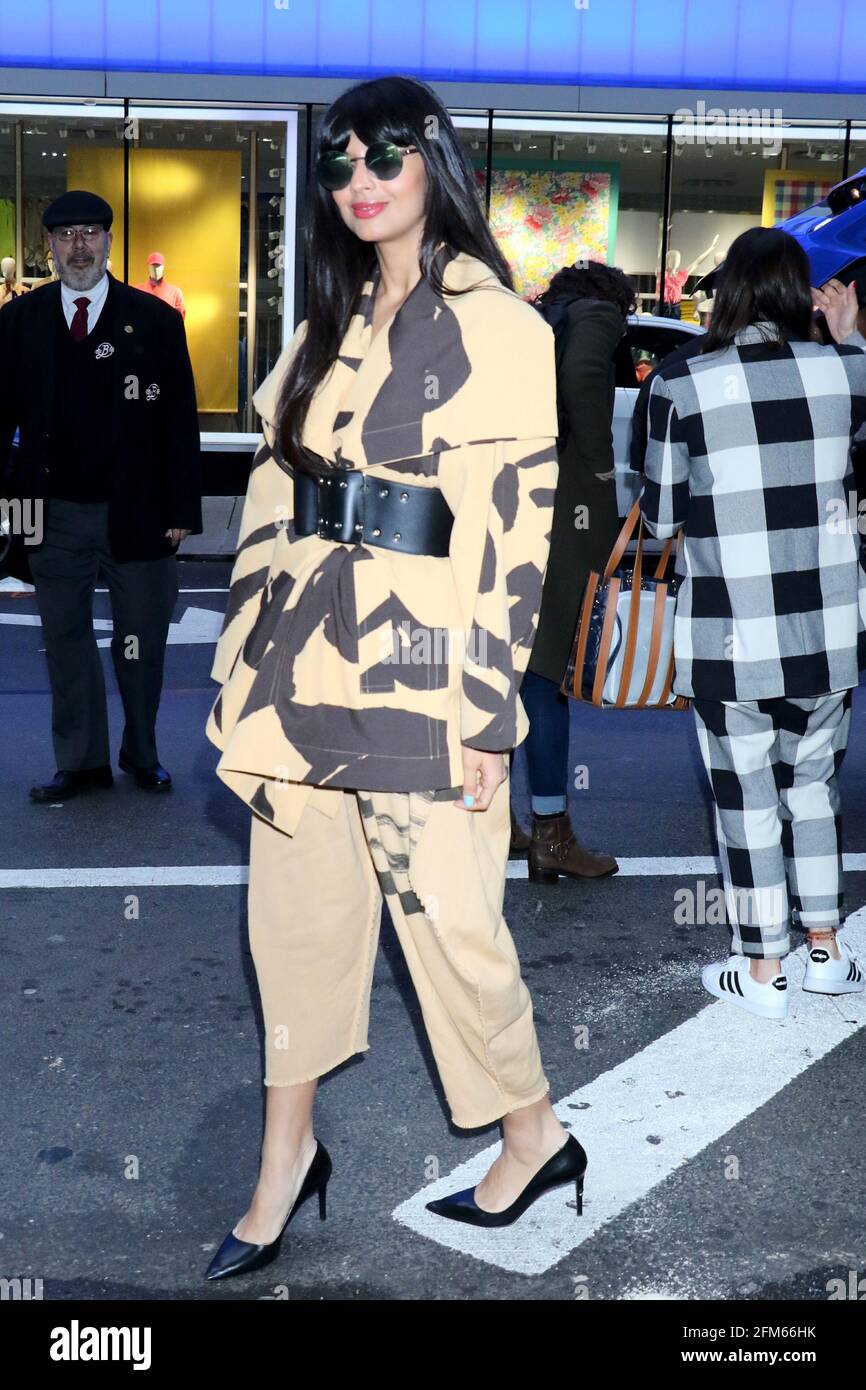 New York - NY - 20200310 Jameela Jamil at Good Morning America to talk ...