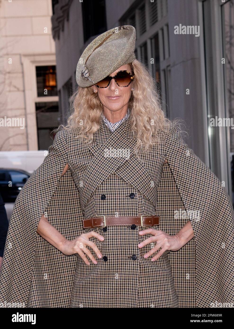 New York - NY - 20200305-Celine Dion Poses in NYC -PICTURED: Celine ...