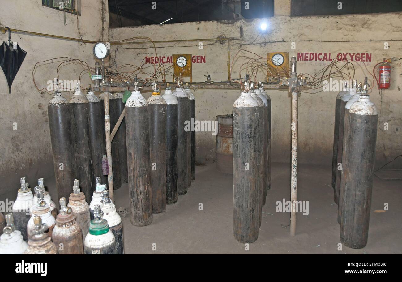 India : Medical oxygen refilling in cylinders is underway at the Oxygen ...