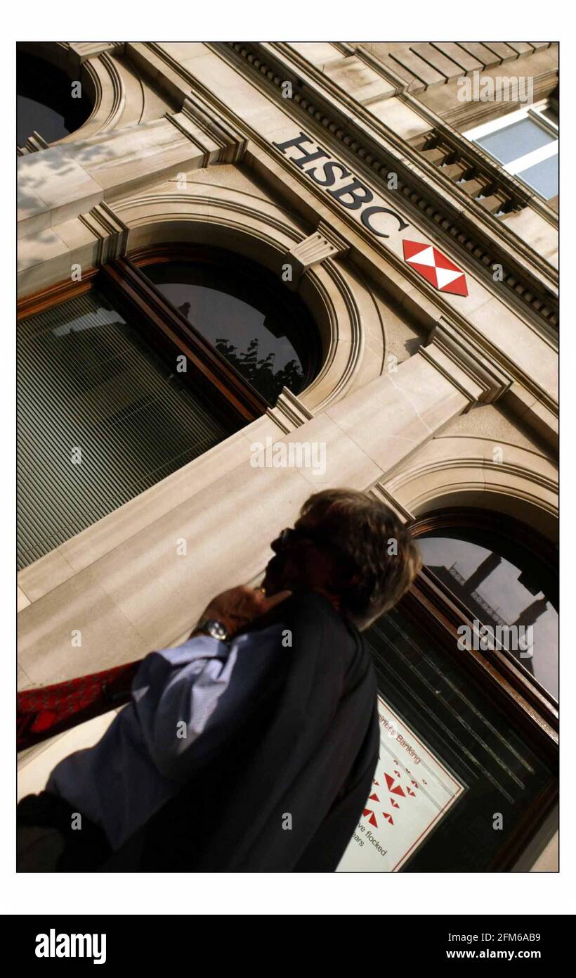 H.S.B.C. Bank in Sloan Squarepic David Sandison 2/8/2004 hsbc Stock ...