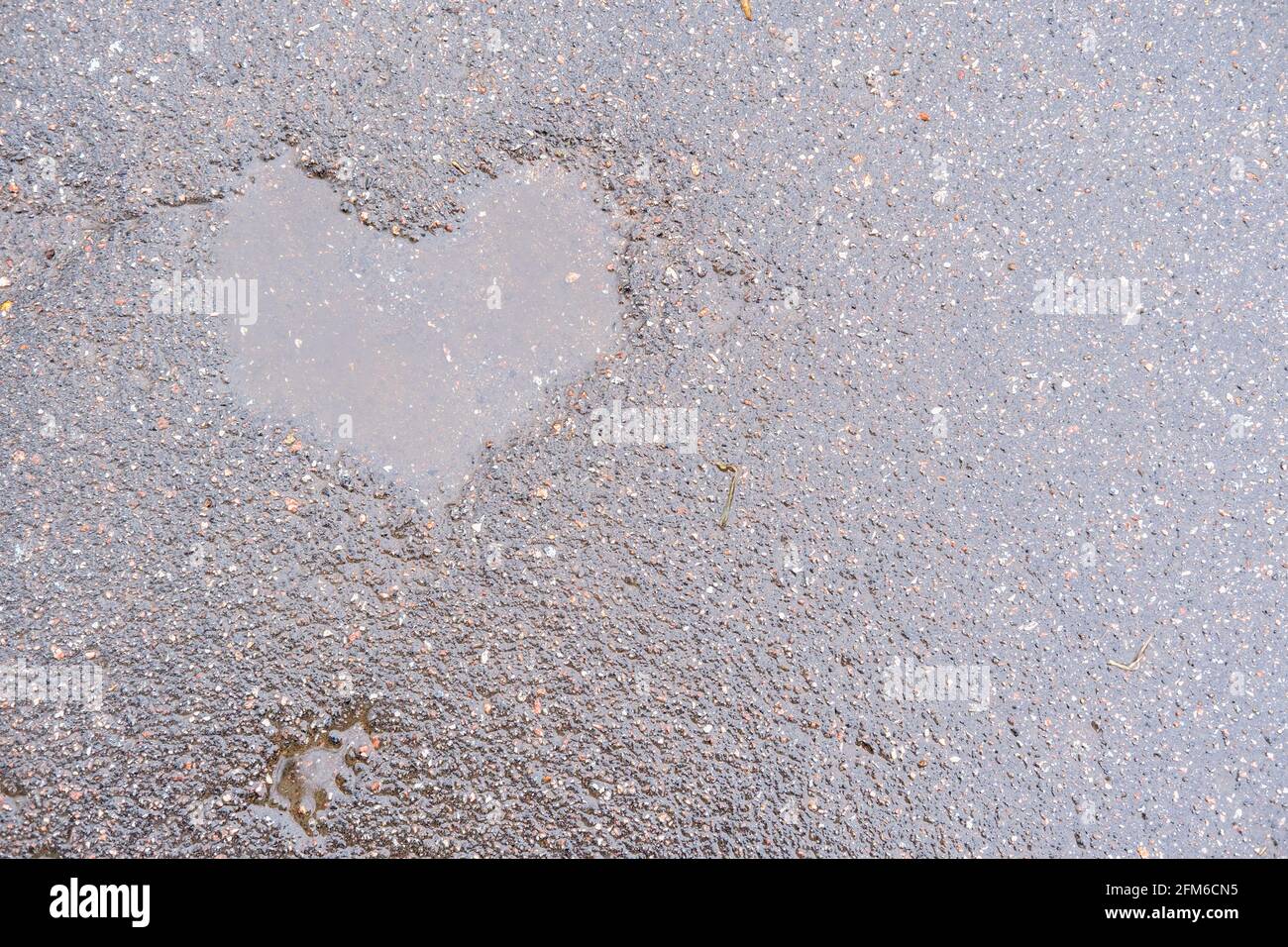 Puddle in heart shape hi-res stock photography and images - Alamy