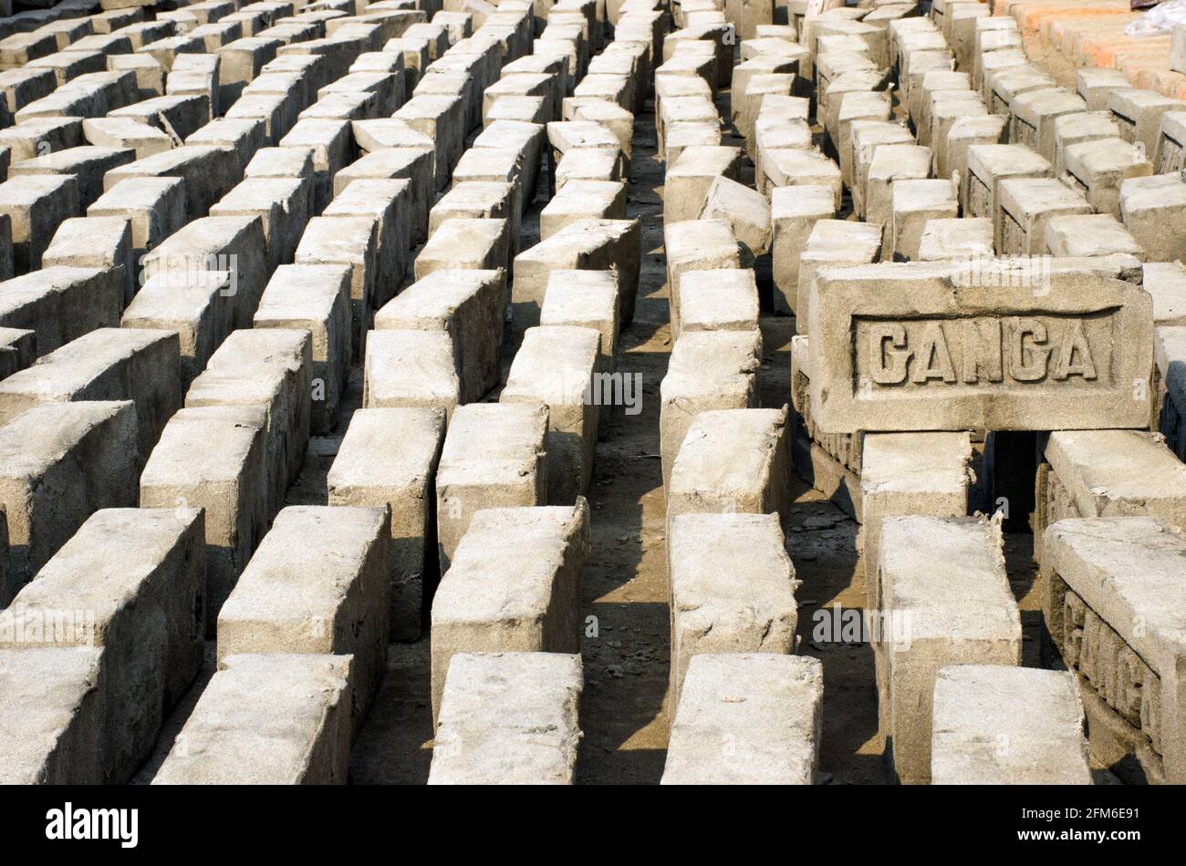 Brick manufacturing hi-res stock photography and images - Alamy