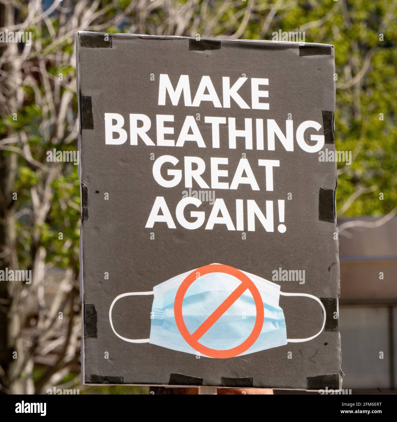 Anti mask rally hi-res stock photography and images - Alamy