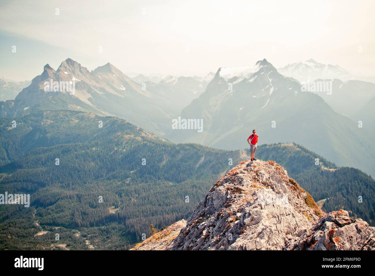 Man running on top mountain hi-res stock photography and images - Alamy
