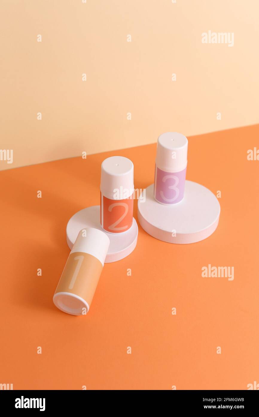 White cream blob particle hi-res stock photography and images - Alamy