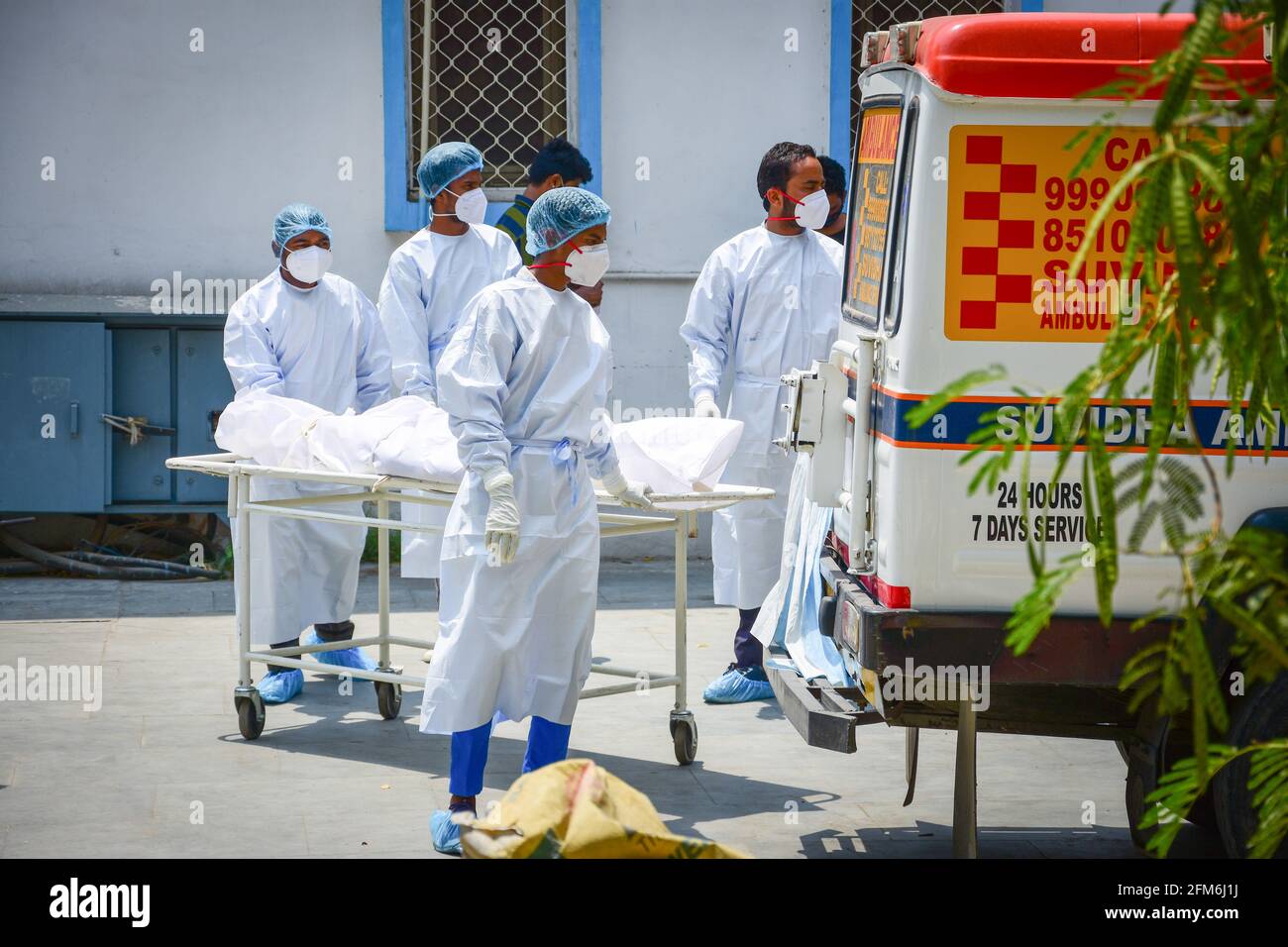 Dead bodies hospital hi-res stock photography and images - Alamy