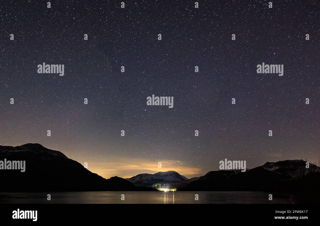 English countryside night sky hi-res stock photography and images - Alamy