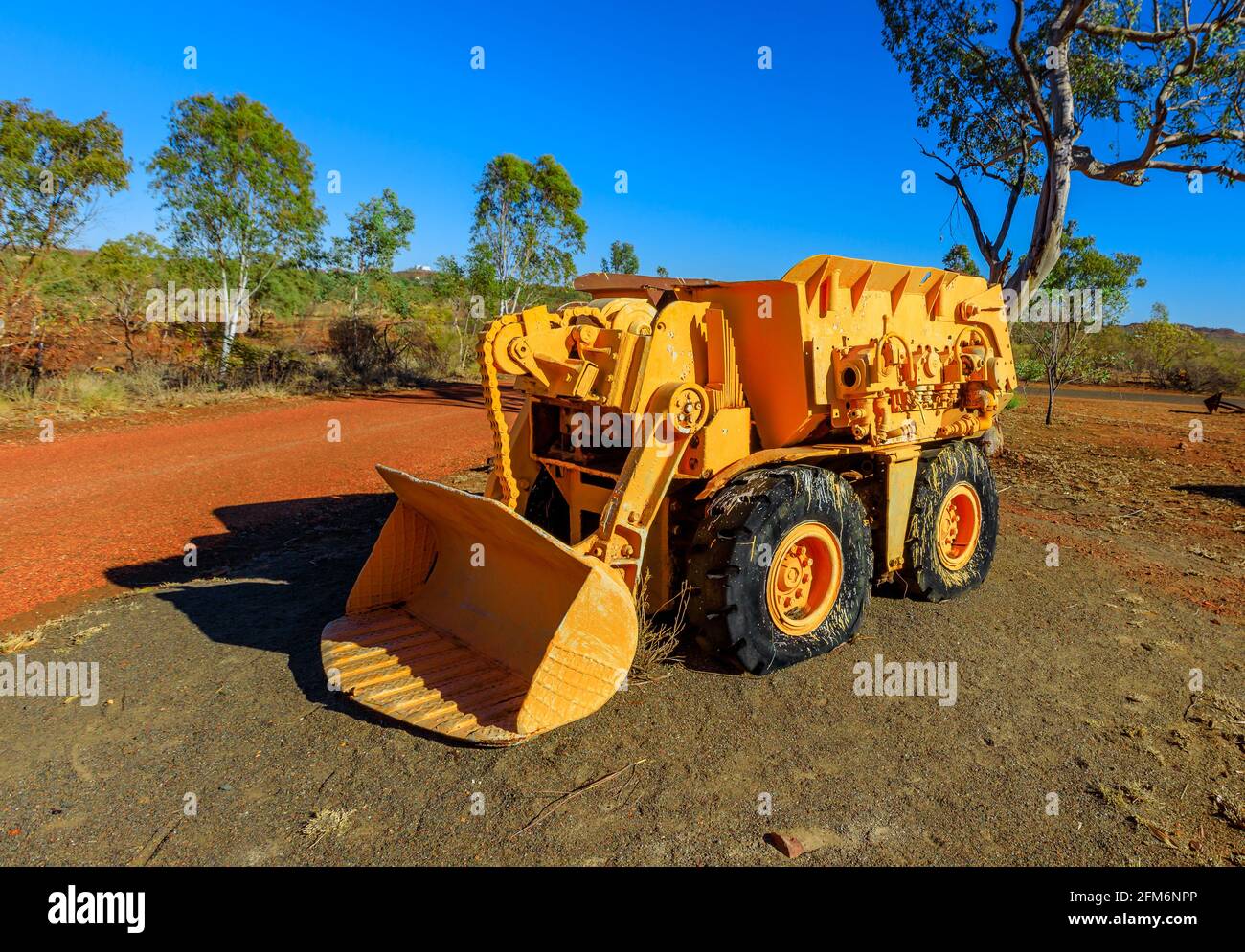 Bulldozer of Battery Hill Mining Center, Tennant Creek in Northern Territory, Central Australia ...