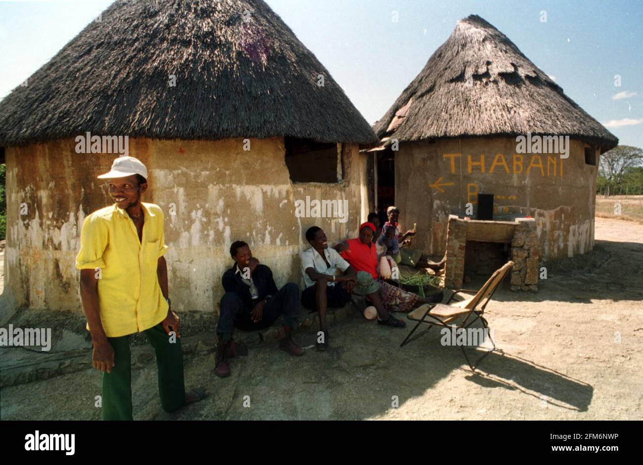 Zimbabwe farm workers hi-res stock photography and images - Alamy