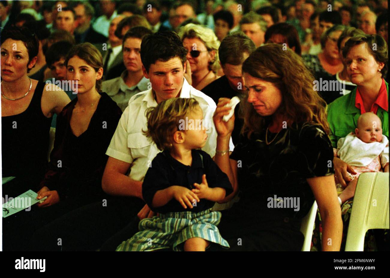 Zimbabwe Farmers Unrest April 2000 Memorial service to murdered white ...