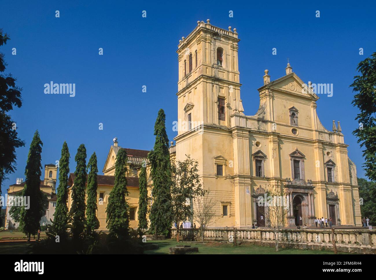 GOA, INDIA - The Se Cathedral in Old Goa. The largest church in Asia ...