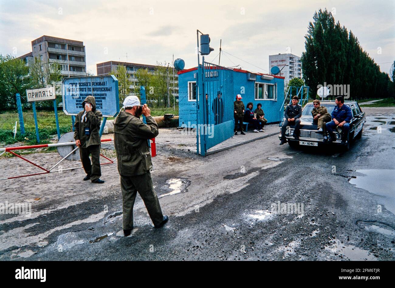Two visitors to the restricted area, a Canadian and a U.S. American ...