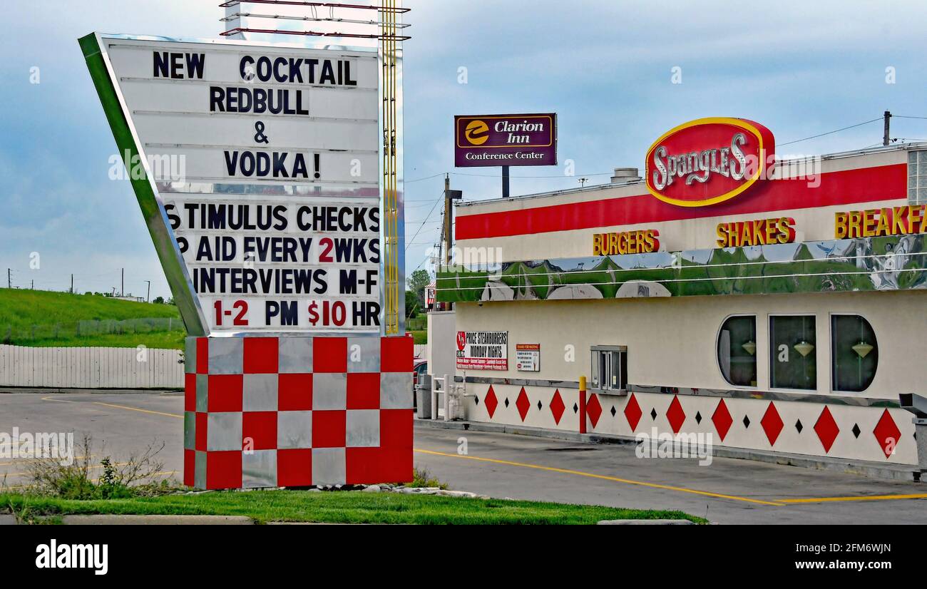 Spangles now hiring signs at location in Emporia Kansas Stock Photo - Alamy