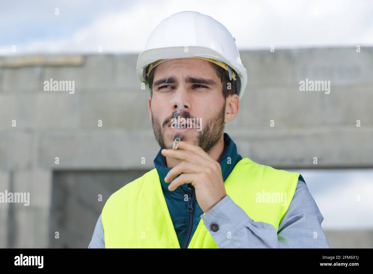 Smoking physical structure hi-res stock photography and images - Alamy