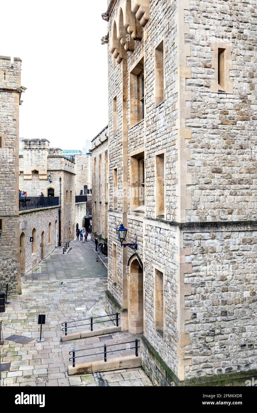 Inner courtyard of the Tower of London, London, UK Stock Photo - Alamy