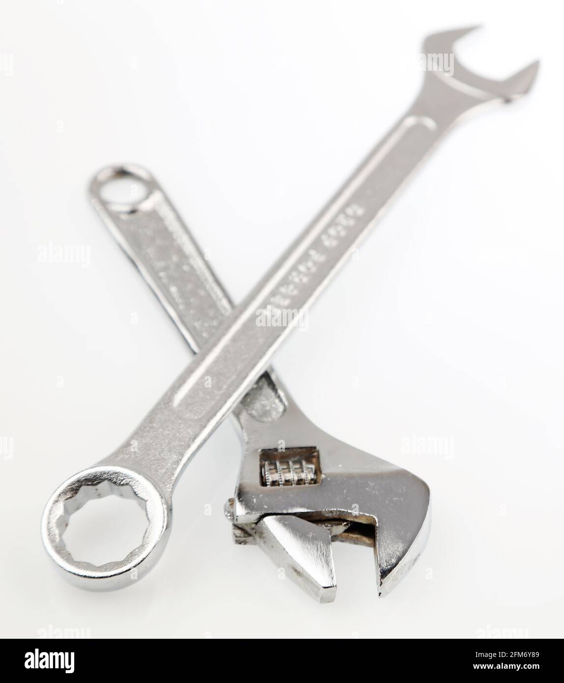 Two spanners hi-res stock photography and images - Alamy