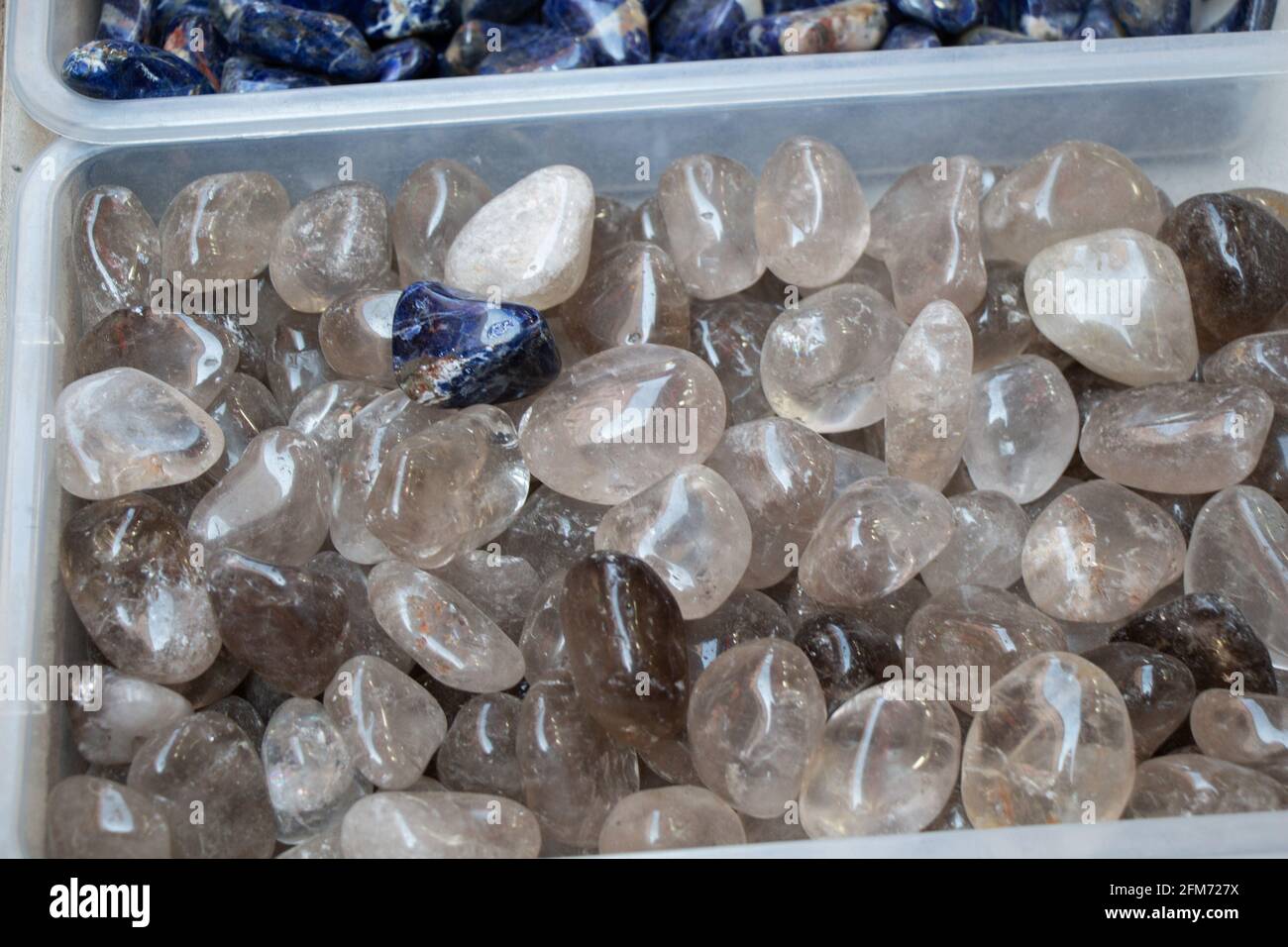 Small gem stones hi-res stock photography and images - Alamy