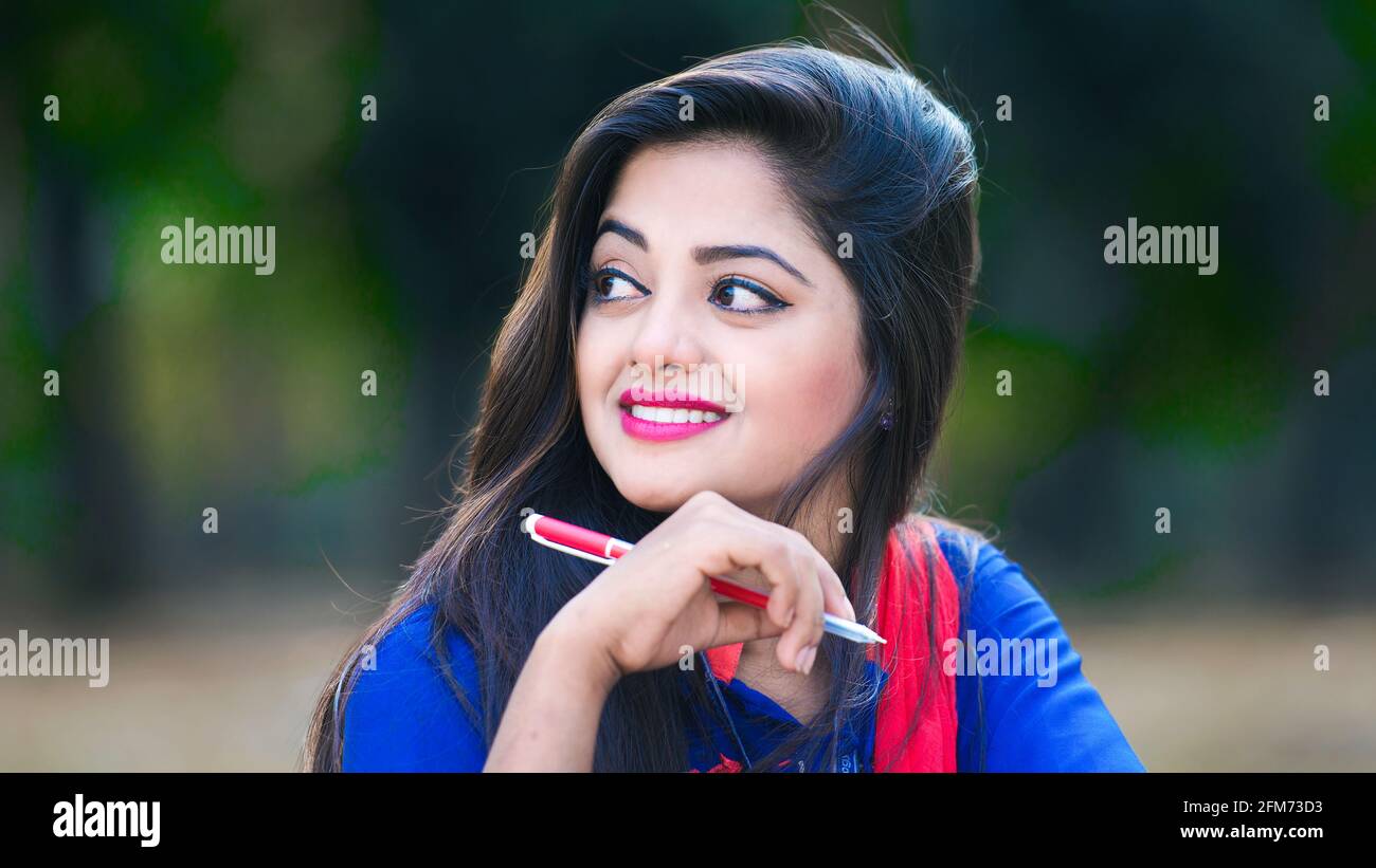 Student students faces hi-res stock photography and images - Alamy