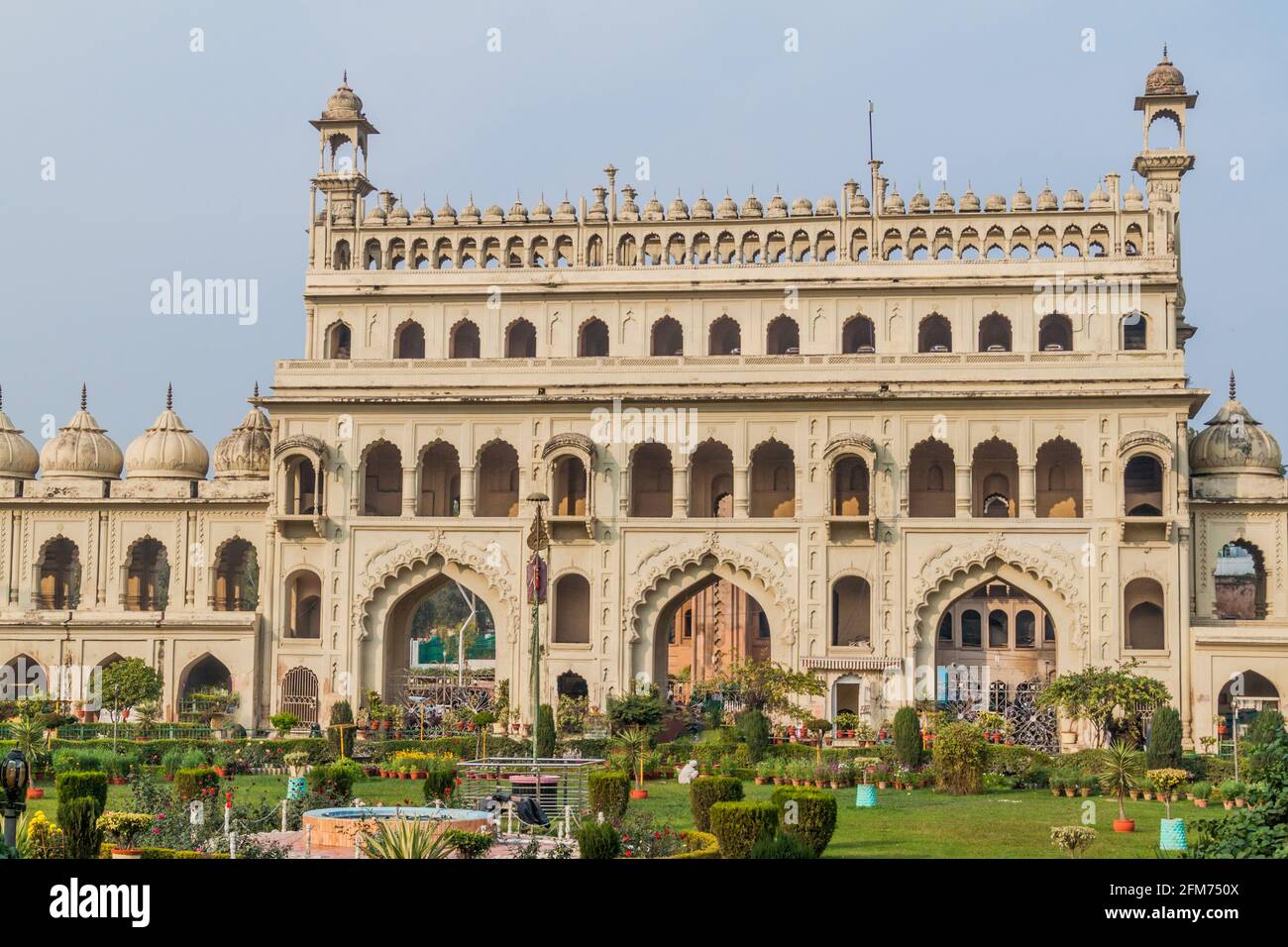 Lucknow mughal architecture hi-res stock photography and images - Alamy