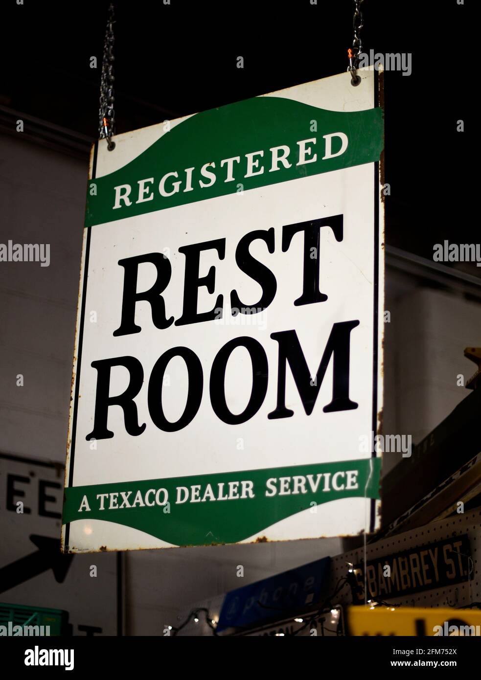 1950s texaco gas station hi-res stock photography and images - Alamy