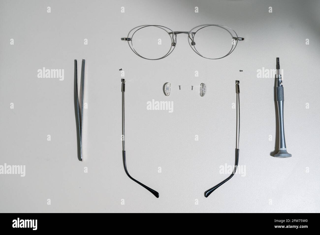 Optometry tools hi-res stock photography and images - Alamy