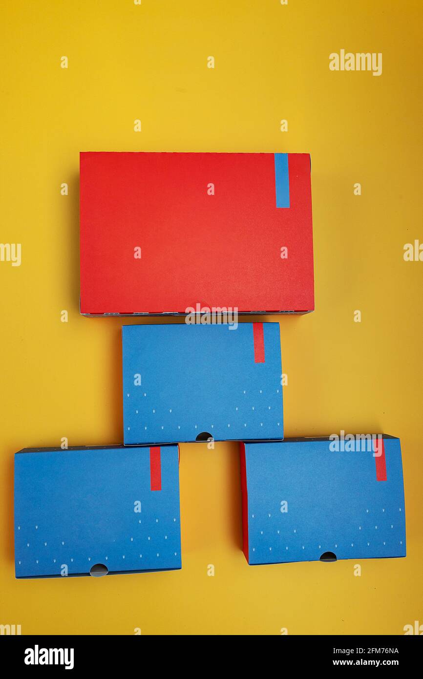 Empty burger boxes hi-res stock photography and images - Alamy