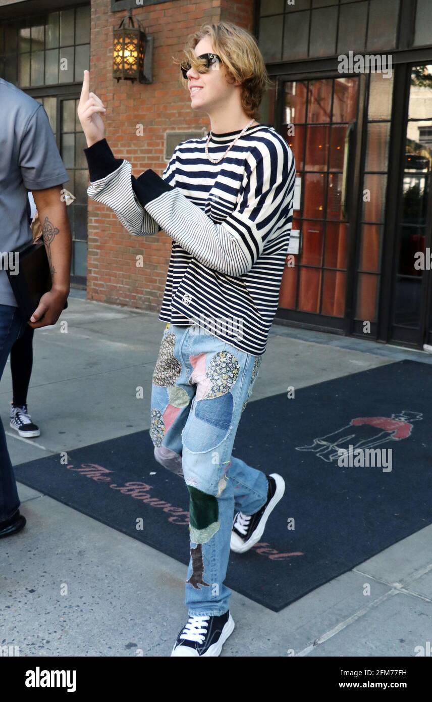 New York, NY, USA. 06th May, 2021. The Kid LAROI seen leaving for ...