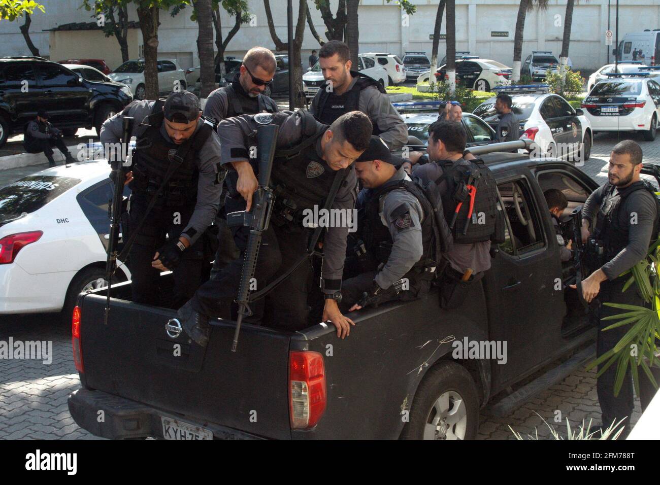 Jacarezinho slum police drug hi-res stock photography and images - Alamy