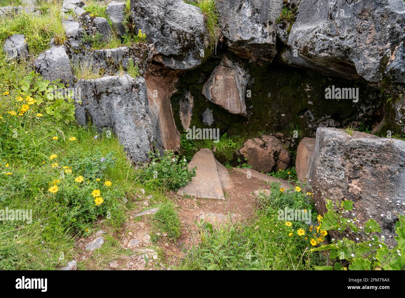 Temple of the Monkeys (Kusilluchayoq) in Cusco, Peru Stock Photo - Alamy