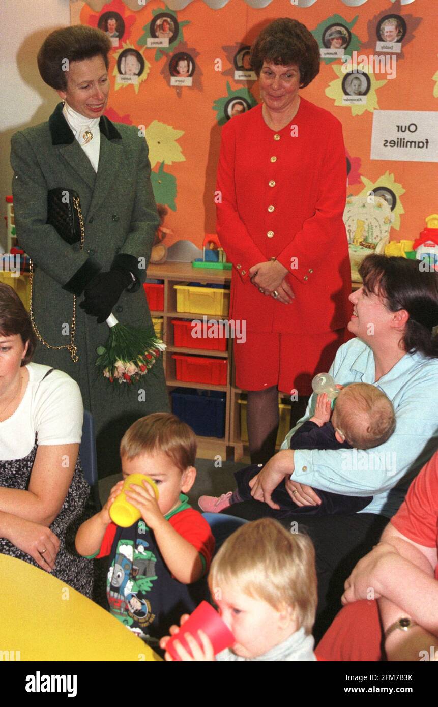 THE PRINCESS ROYAL WITH SHIRLEY METHERELL THE FOUNDER OF THE ELIZABETH ...