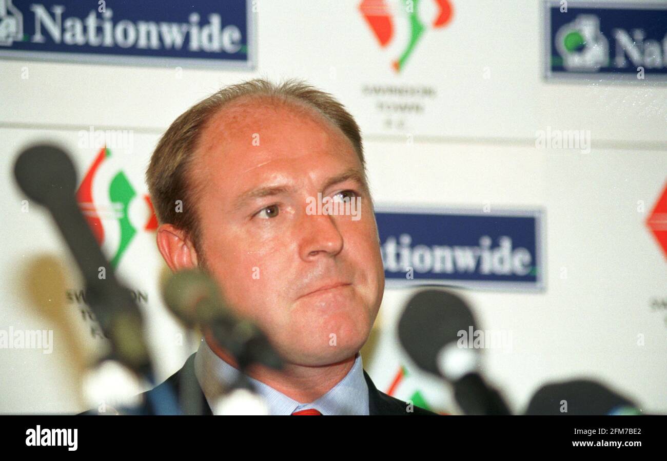 STEVE McMAHON ANNOUNCES HIS RESIGNATION AS SWINDON MANAGER. PIC MIKE ...