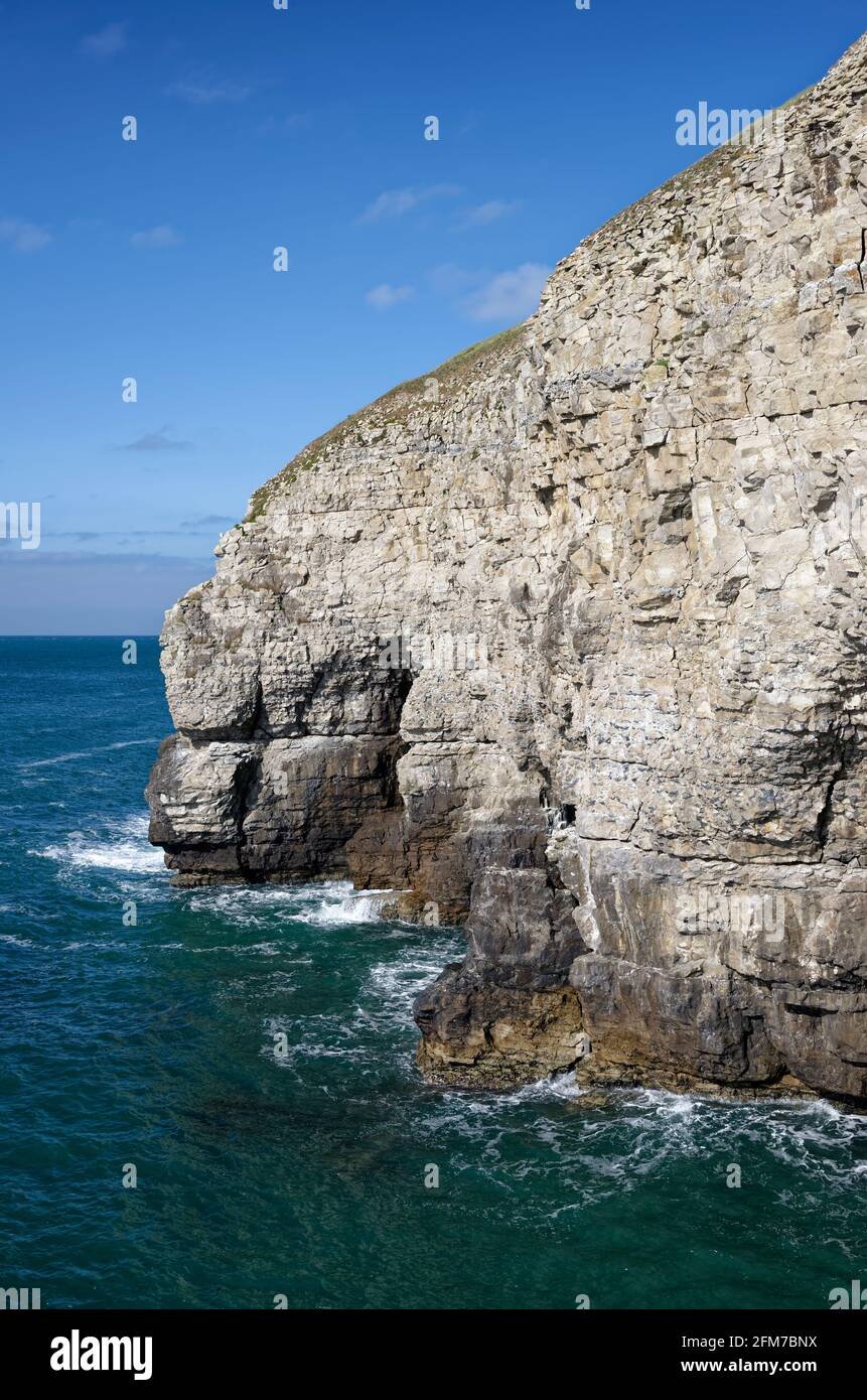 Seacombe cliff hi-res stock photography and images - Alamy