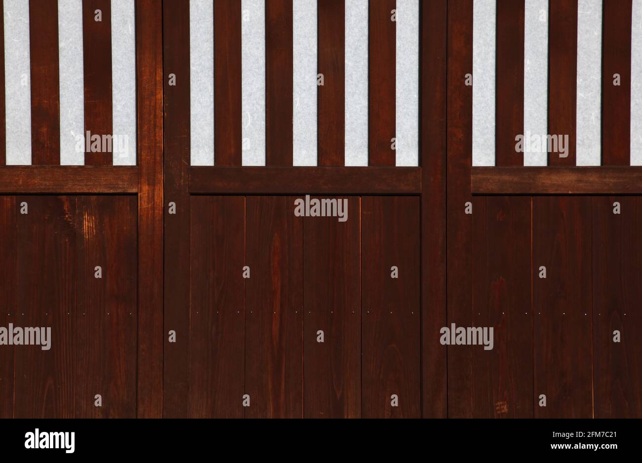 Traditional Japanese Style wood paneling Stock Photo - Alamy
