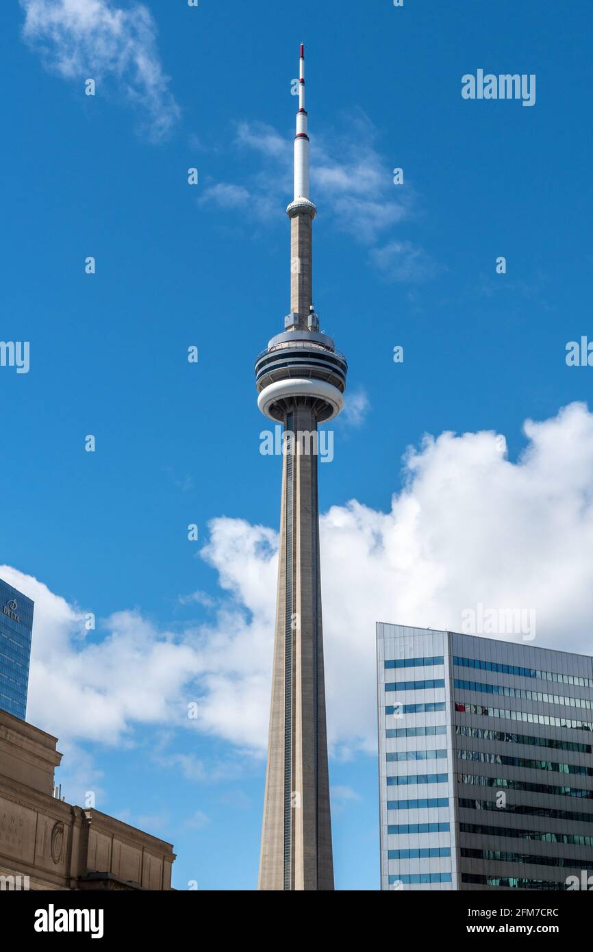 Canadian national tower hi-res stock photography and images - Alamy