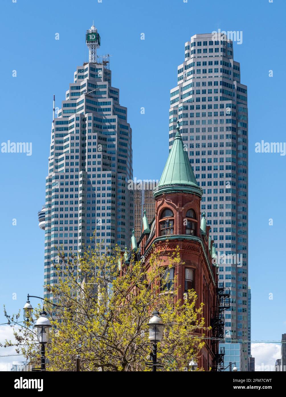The two towers of 'Brookfield Place'. The one on the left has the logo ...