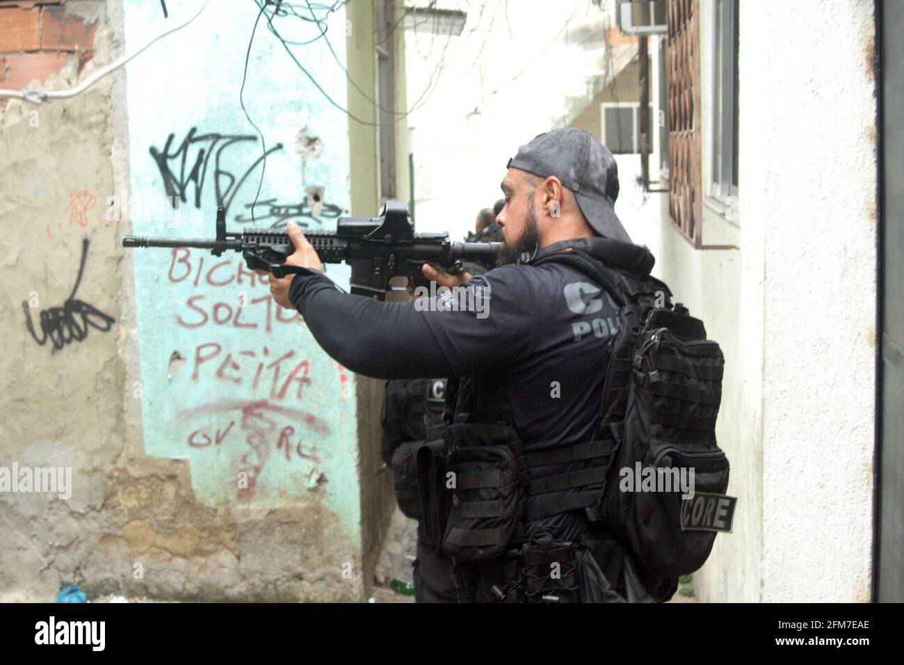 Jacarezinho slum police drug hi-res stock photography and images - Alamy