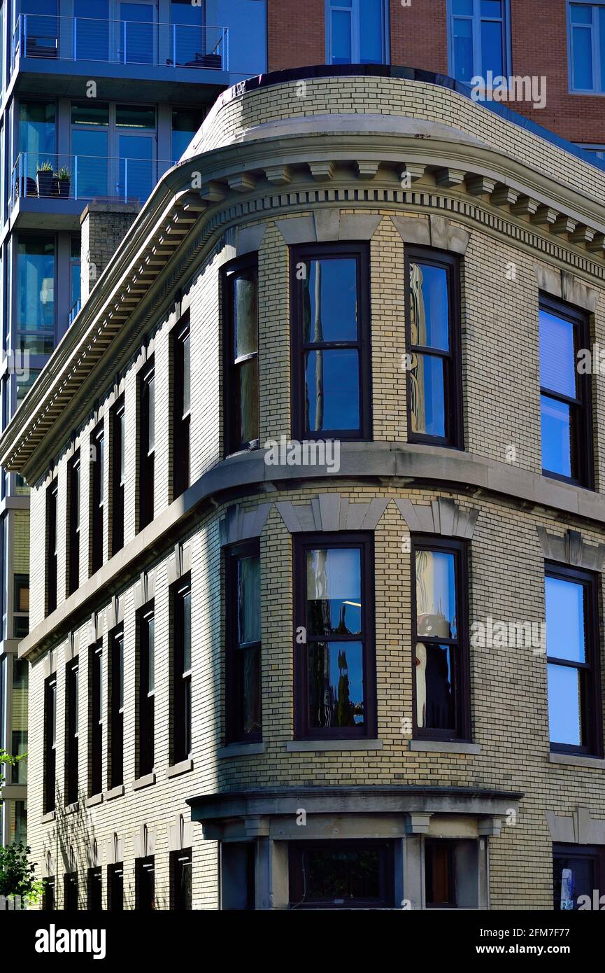 Madison, Wisconsin, USA. The landmark Jackman Building in downtown ...