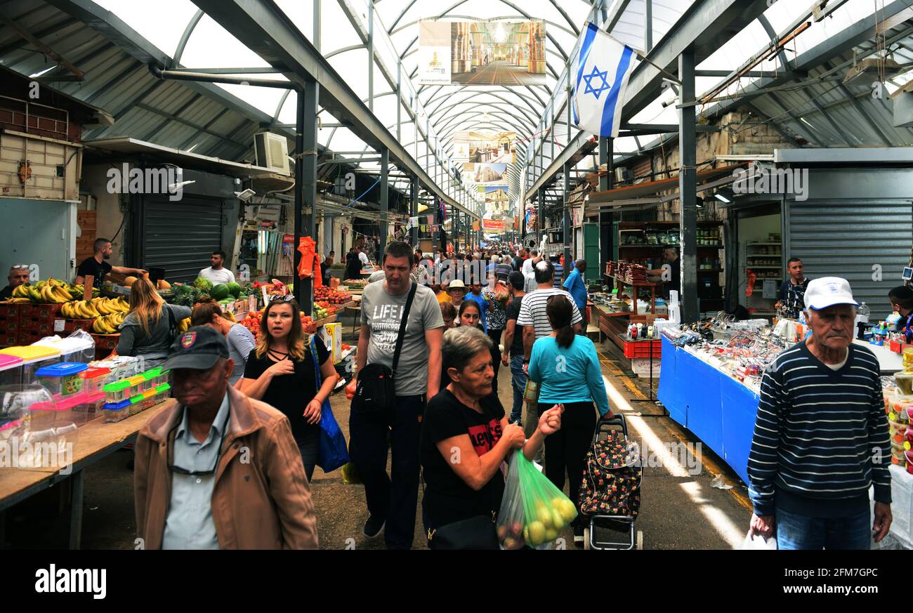 The vibrant market in Ramla, Israel Stock Photo - Alamy