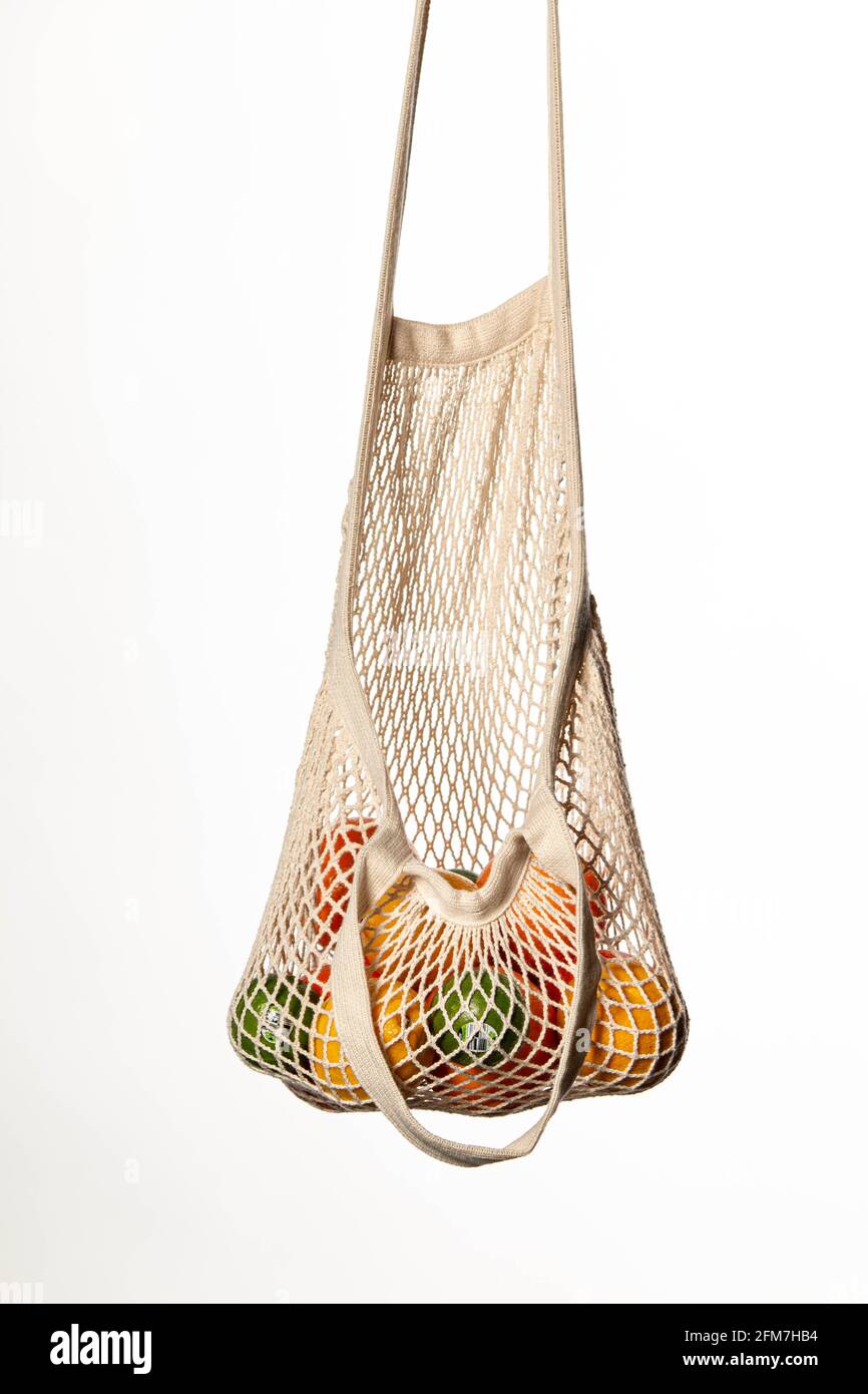 Fruit, re-usable bags, sustainable shopping, shopping Stock Photo - Alamy
