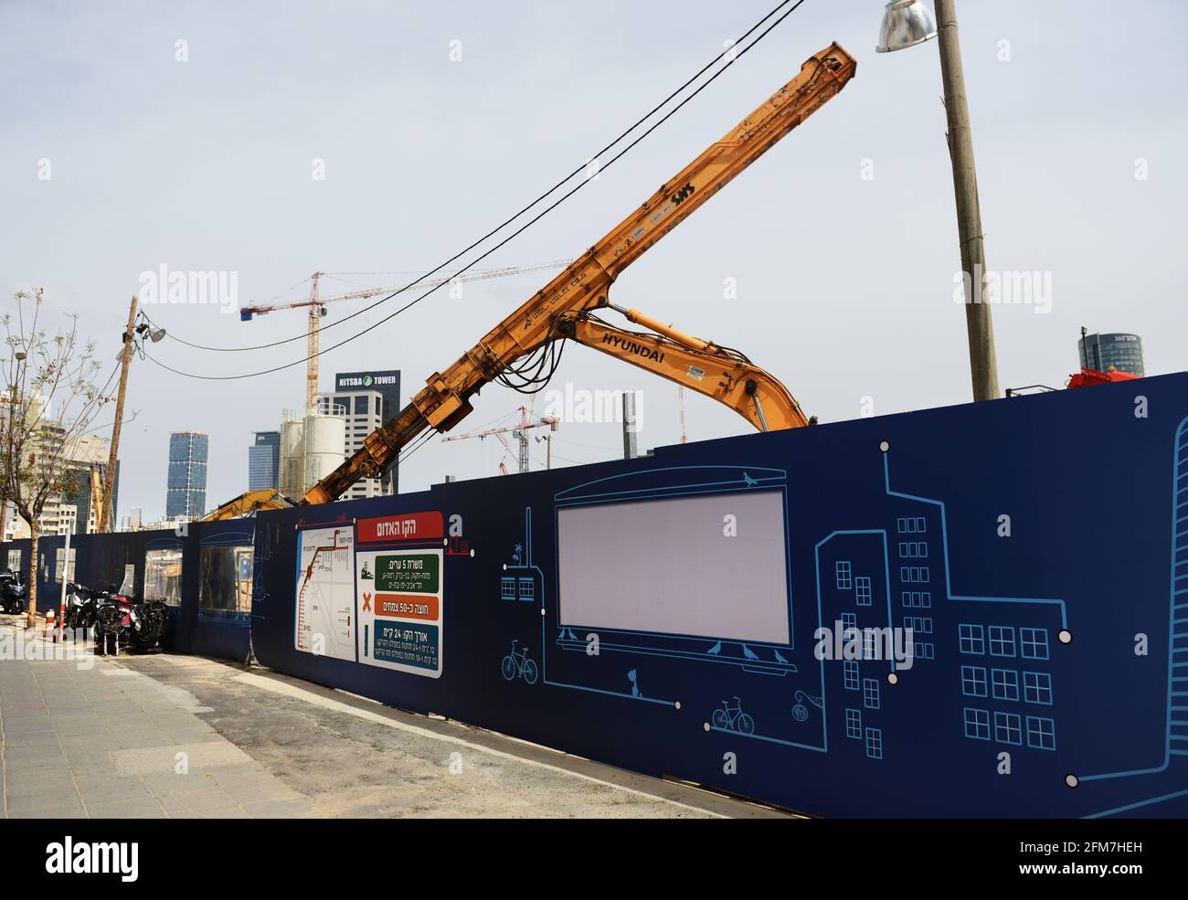Urban rail system hi-res stock photography and images - Alamy