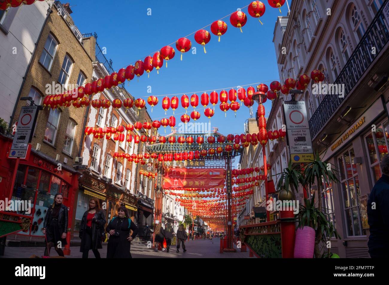 Chinatrips hi-res stock photography and images - Alamy
