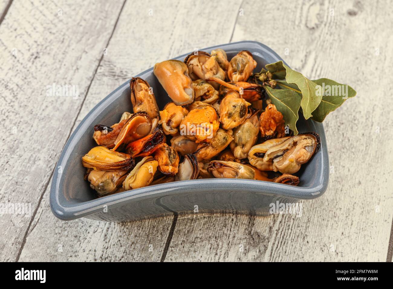 Pickled mussels with spices in the bowl Stock Photo - Alamy